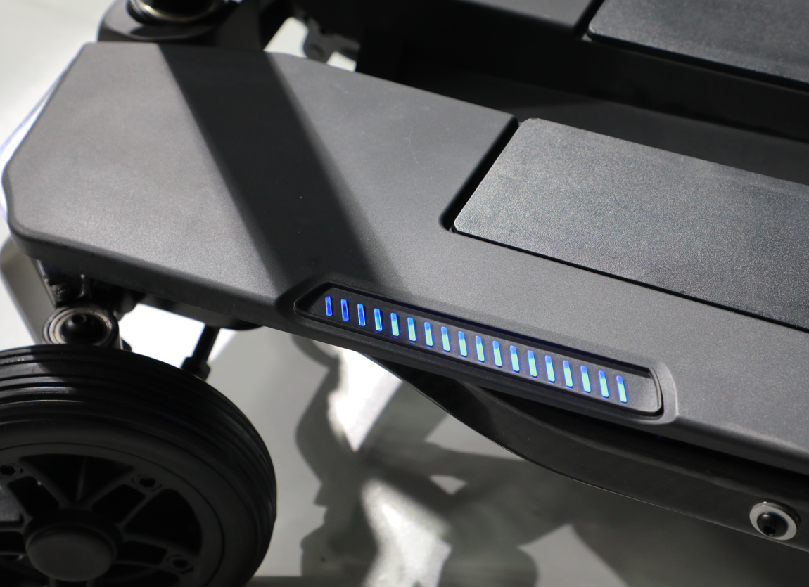 Solax Maleta Auto-Folding Carbon Fibre Mobility Scooter – The Care Kiosk